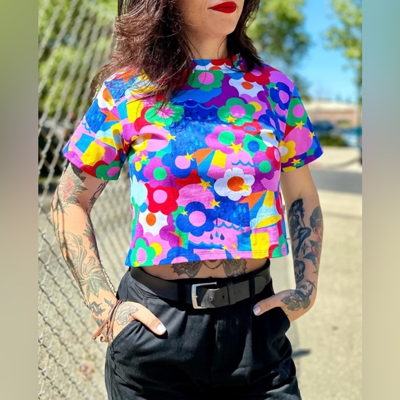 Nooworks | Tops | New Nooworks Crop Top In Summer Daze Print | Poshmark